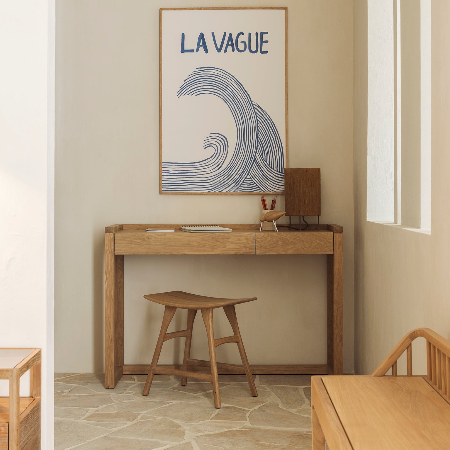 Frame Desk